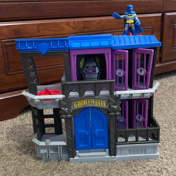 Toys | Batman And Small Tower Set Up | Poshmark
